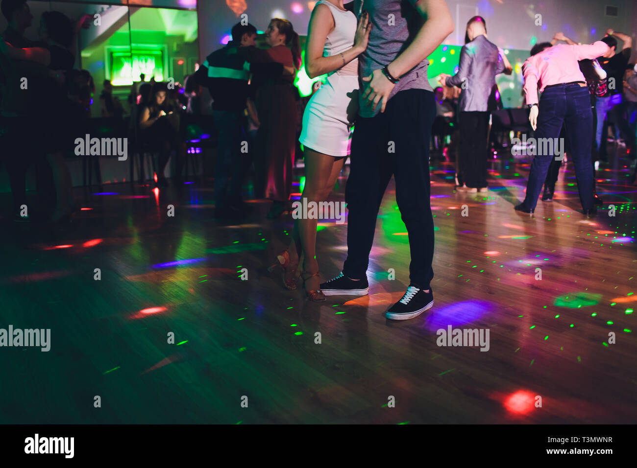 Girls dancing group feet hi-res stock photography and images - Alamy