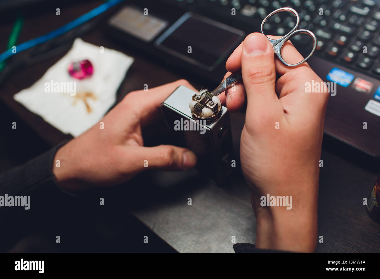 Mech mod hi-res stock photography and images - Alamy