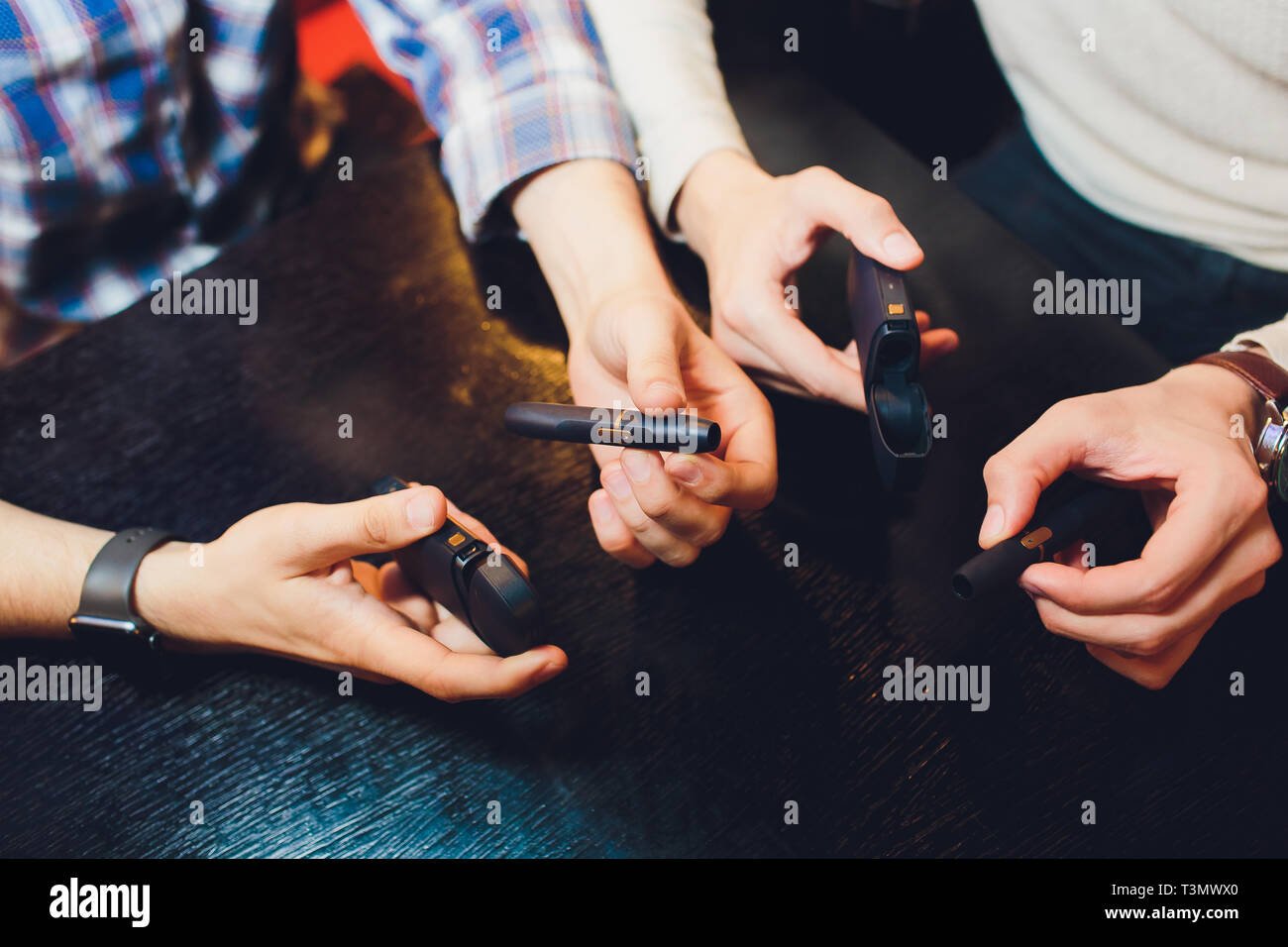 Elderly man vaping hi-res stock photography and images - Alamy