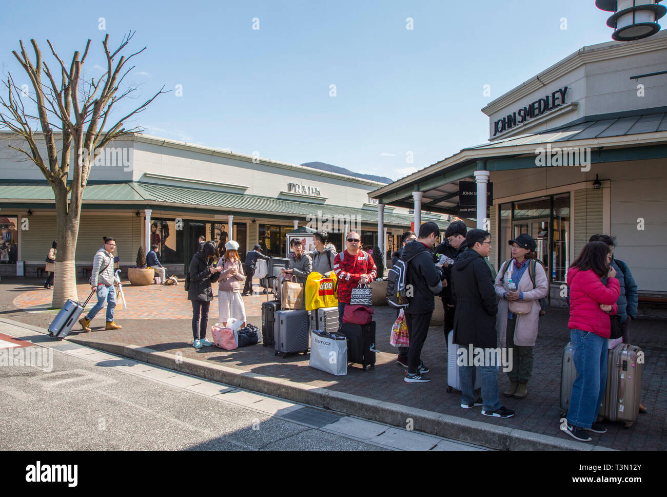 Simon premium outlets hi-res stock photography and images - Alamy