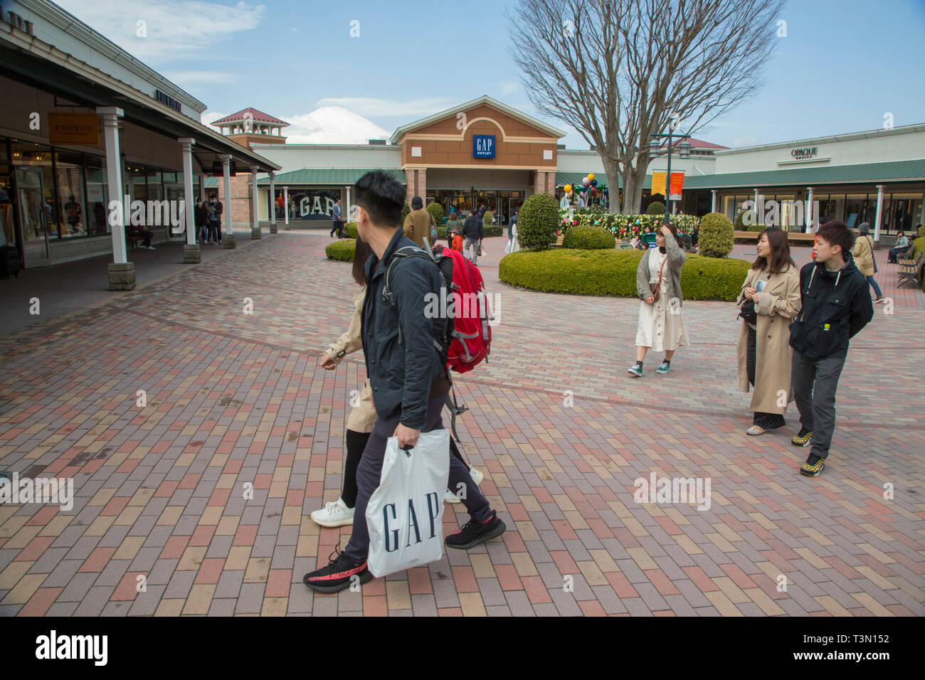 GOTEMBA PREMIUM OUTLETS/JAPAN Stock Photo - Alamy
