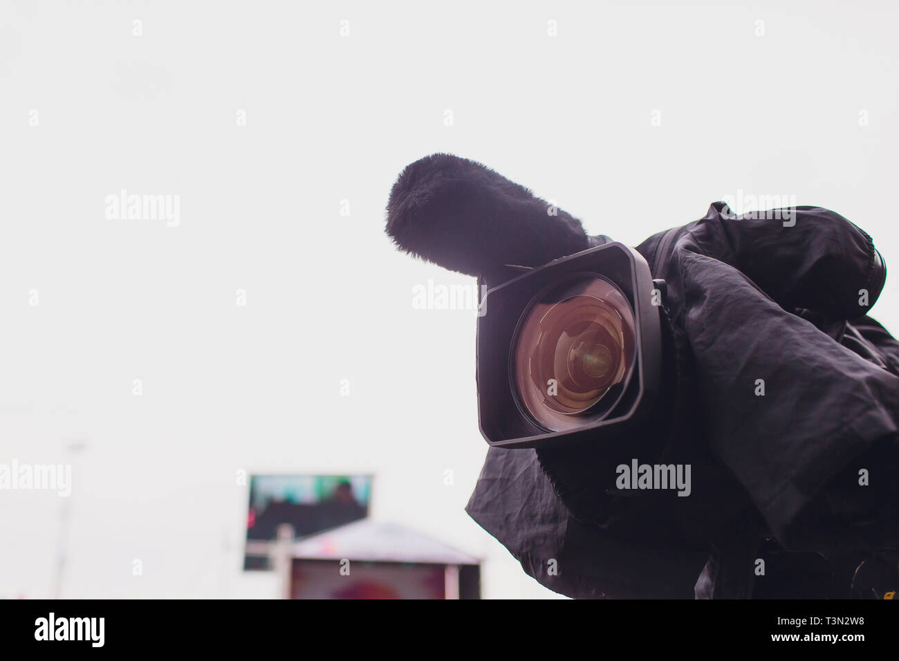 Indian tv channels hi-res stock photography and images - Alamy