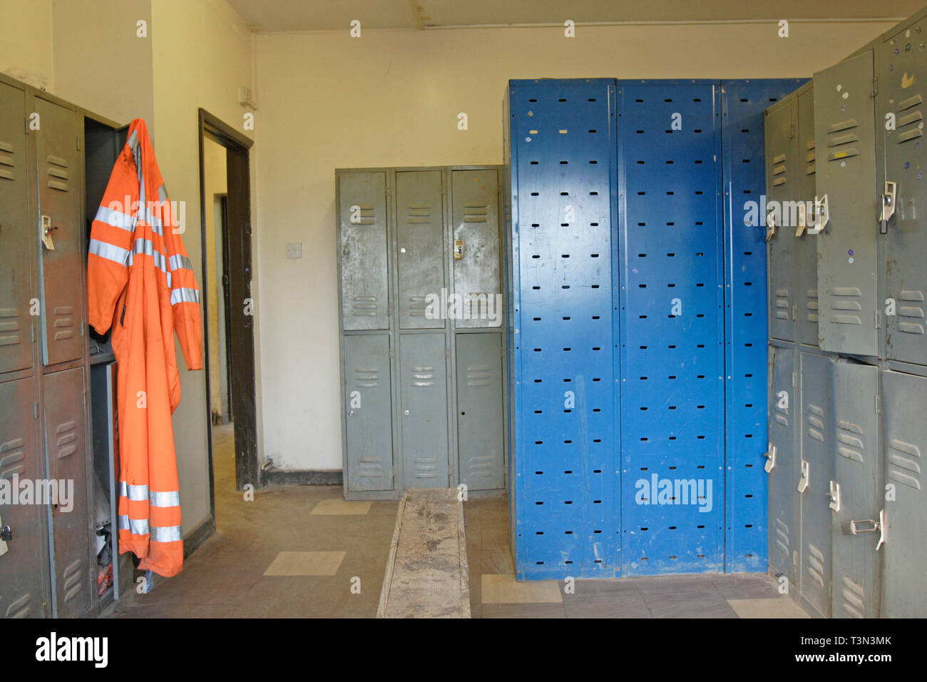 Hanson quarry wales hi-res stock photography and images - Alamy