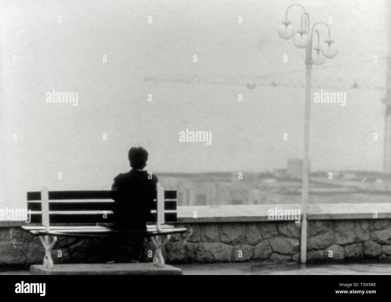 Scene from the movie A Taste of Cherry, by Abbas Kiarostami, 1997 Stock ...