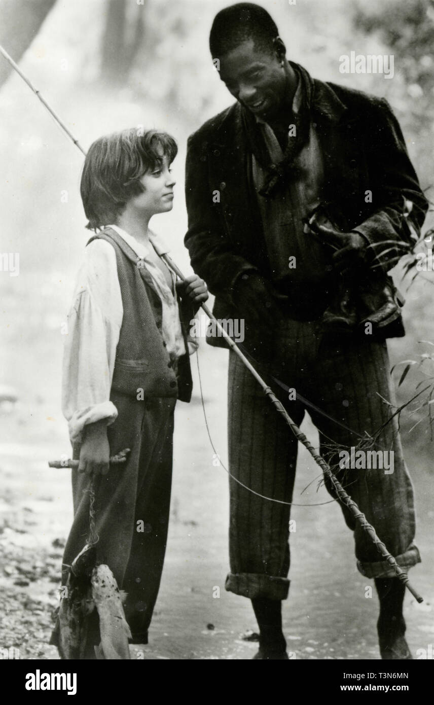 Elijah Wood and Courtmey B. Vance in the movie Huck Finn, 1993 Stock ...