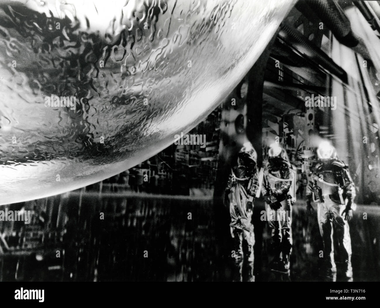 A science-fiction scene from the movie Sphere, 1997 Stock Photo - Alamy