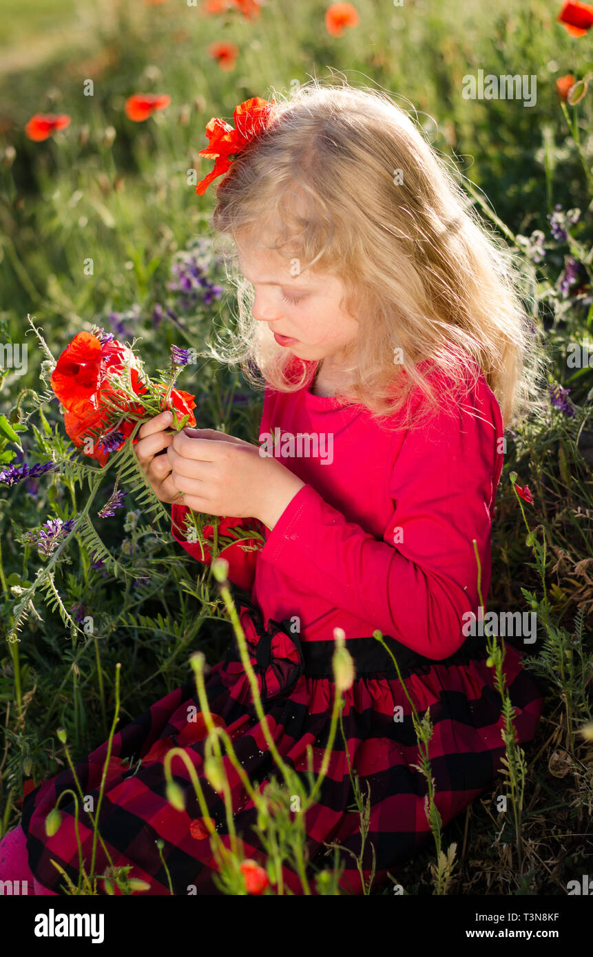 Poppy girl hi-res stock photography and images - Alamy