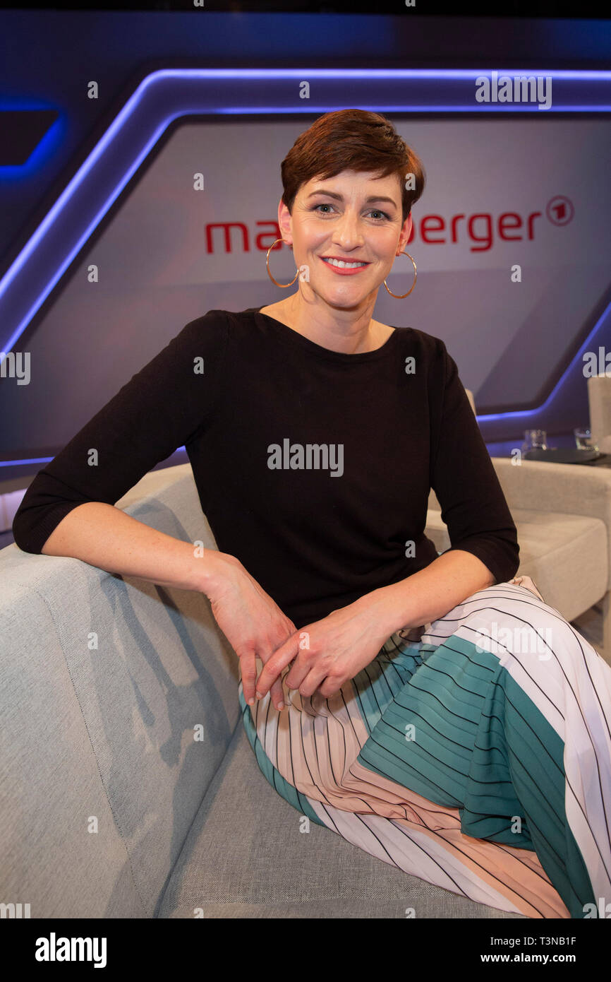 Natalie Grams in der ARD-Talkshow maischberger im WDR Studio BS 3. Köln ...