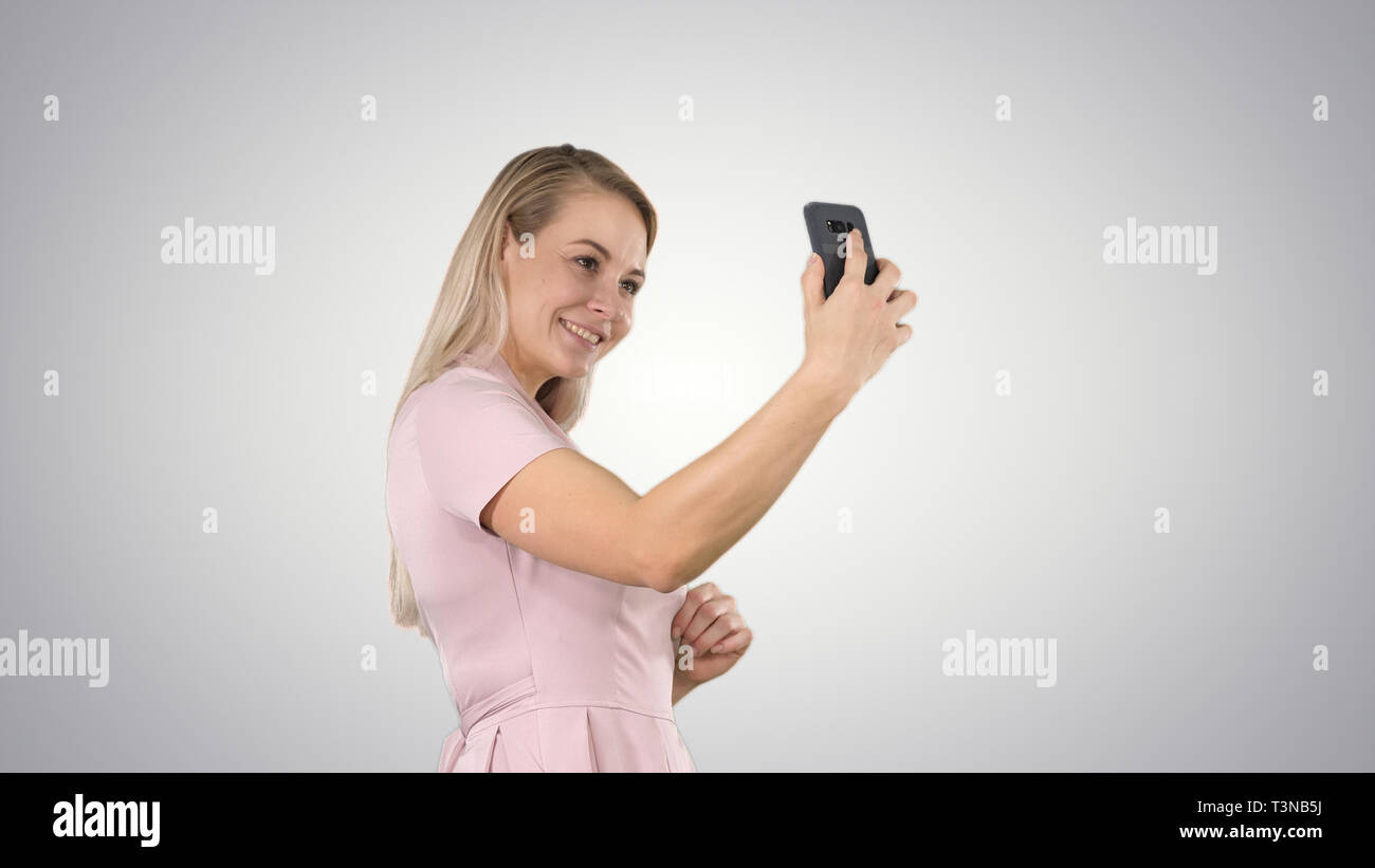 Young people doing selfies hi-res stock photography and images - Alamy