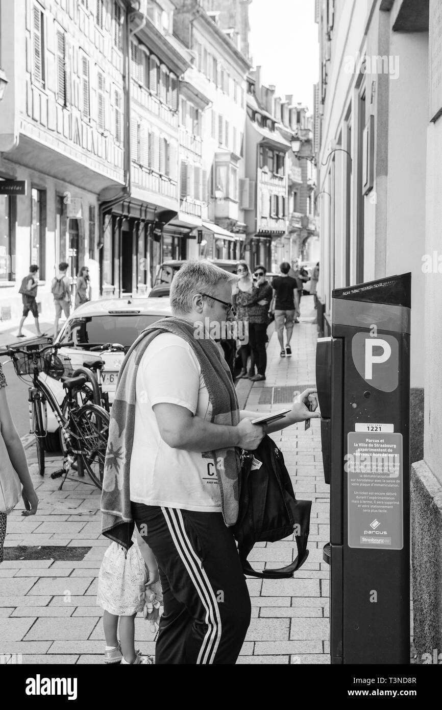 Shoppers background Black and White Stock Photos & Images - Alamy