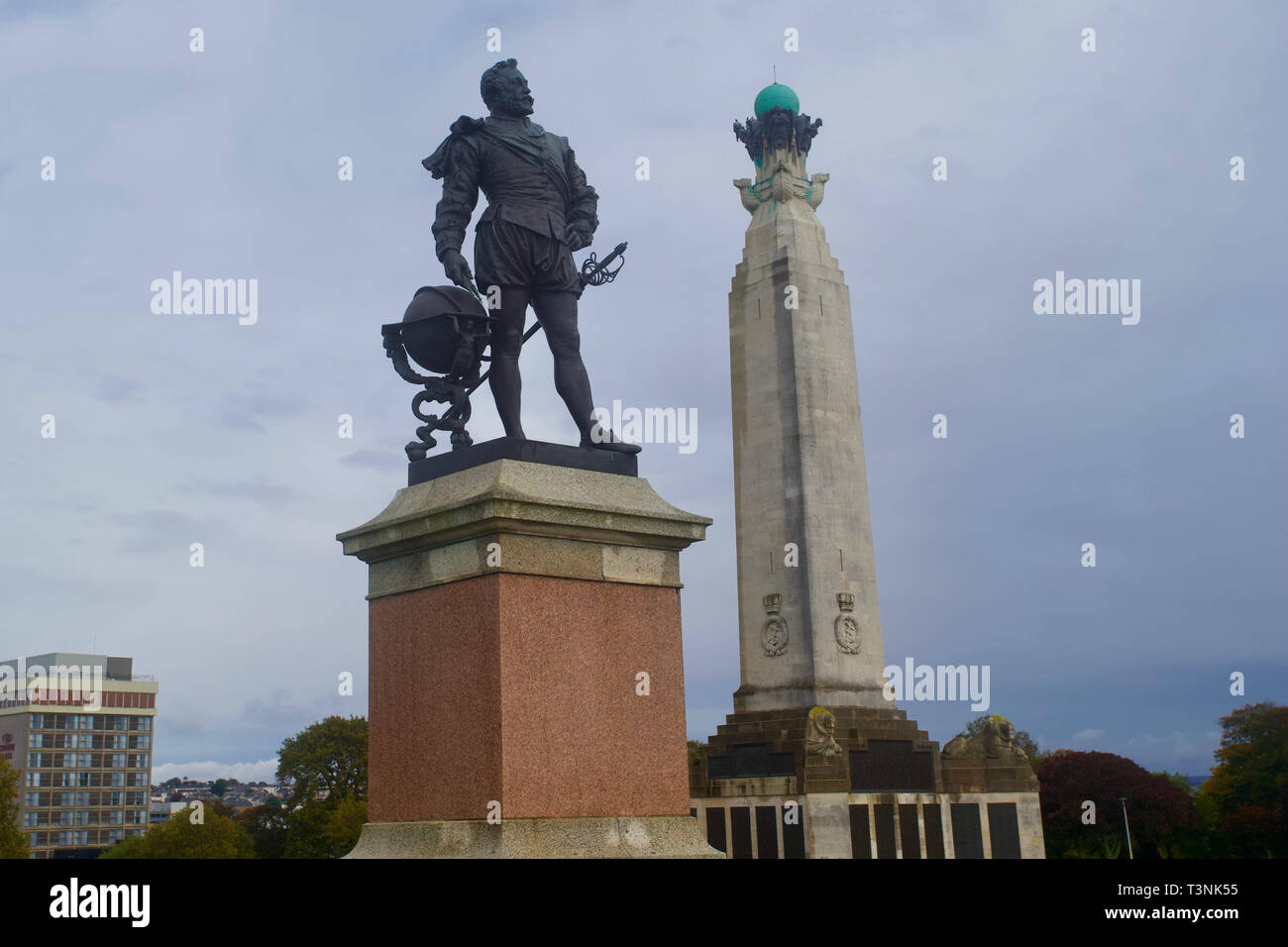 Sir Francis Drake statue, Plymouth, Devon, England Stock Photo - Alamy