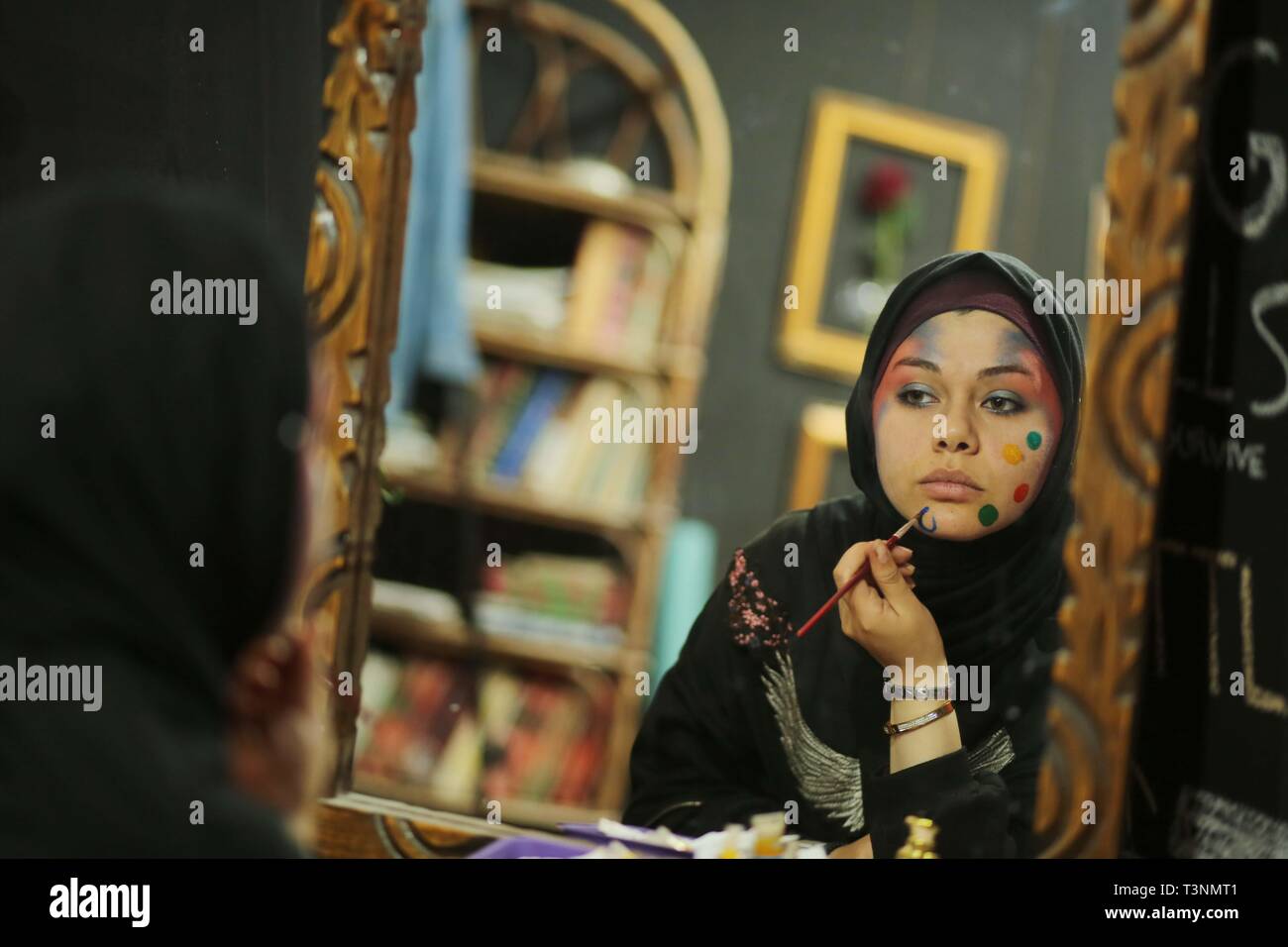 Gaza City, The Gaza Strip, Palestine. 10th Apr, 2019. Palestinian ...