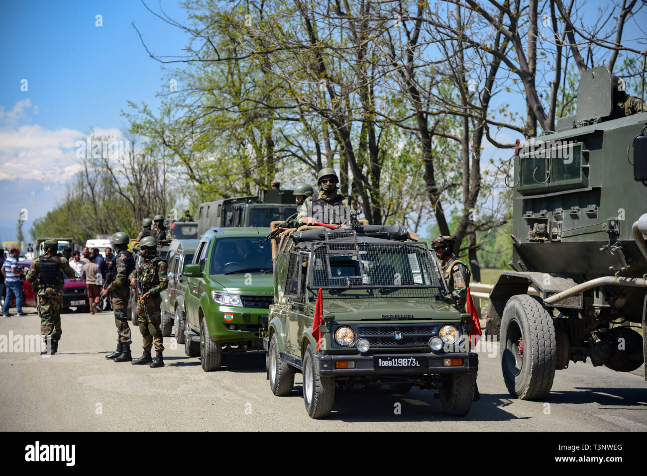 Indian army convoy hi-res stock photography and images - Alamy