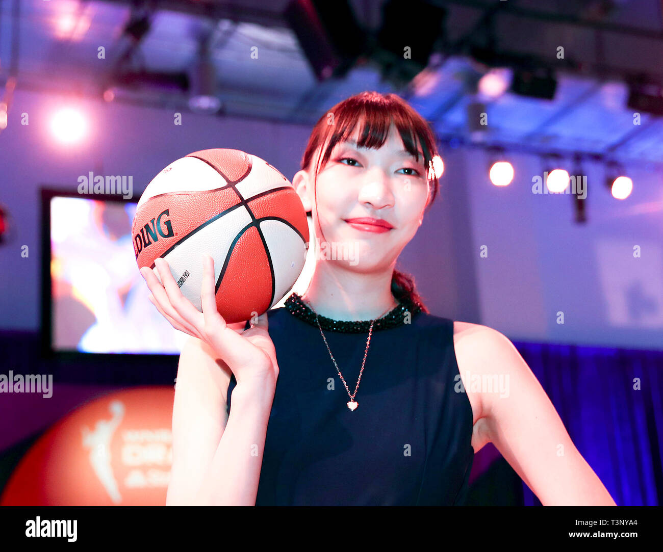 Wnba live hi-res stock photography and images - Alamy