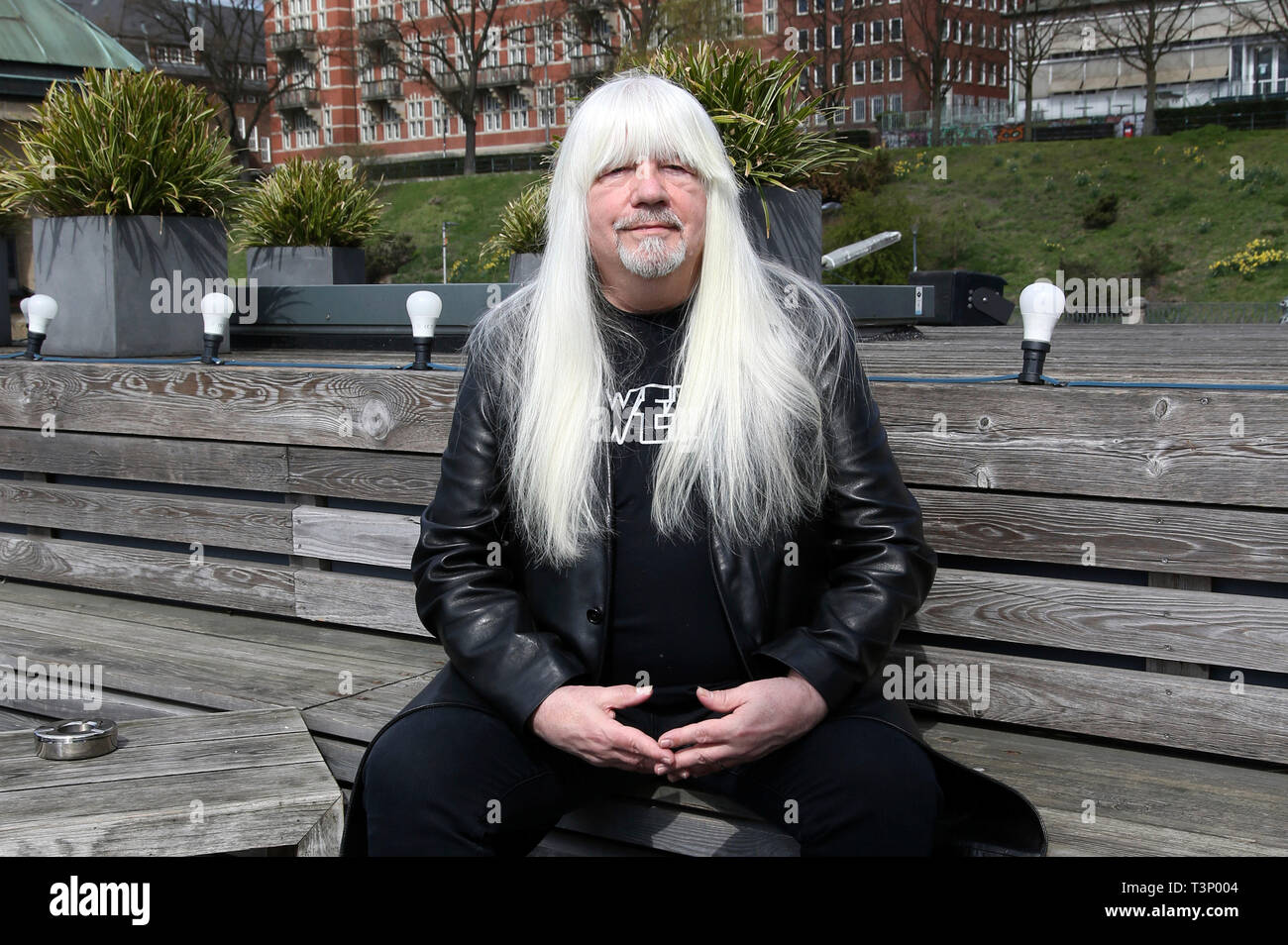 Andy Scott of The Sweet at the media day in the Hardrock Cafe on April ...