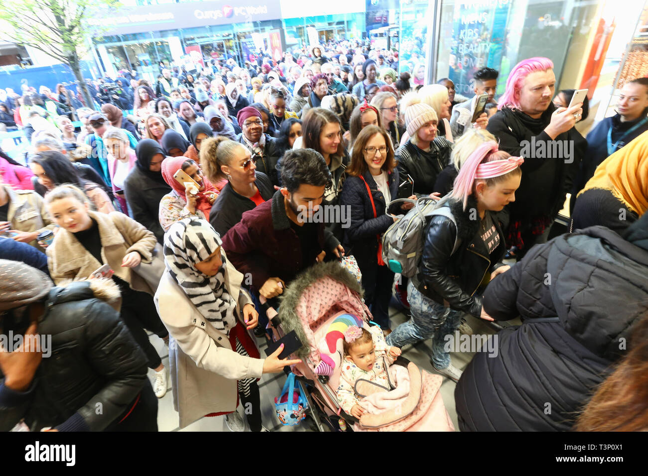 Birmingham, UK. 11th April,2019. The world's biggest Primark store ...