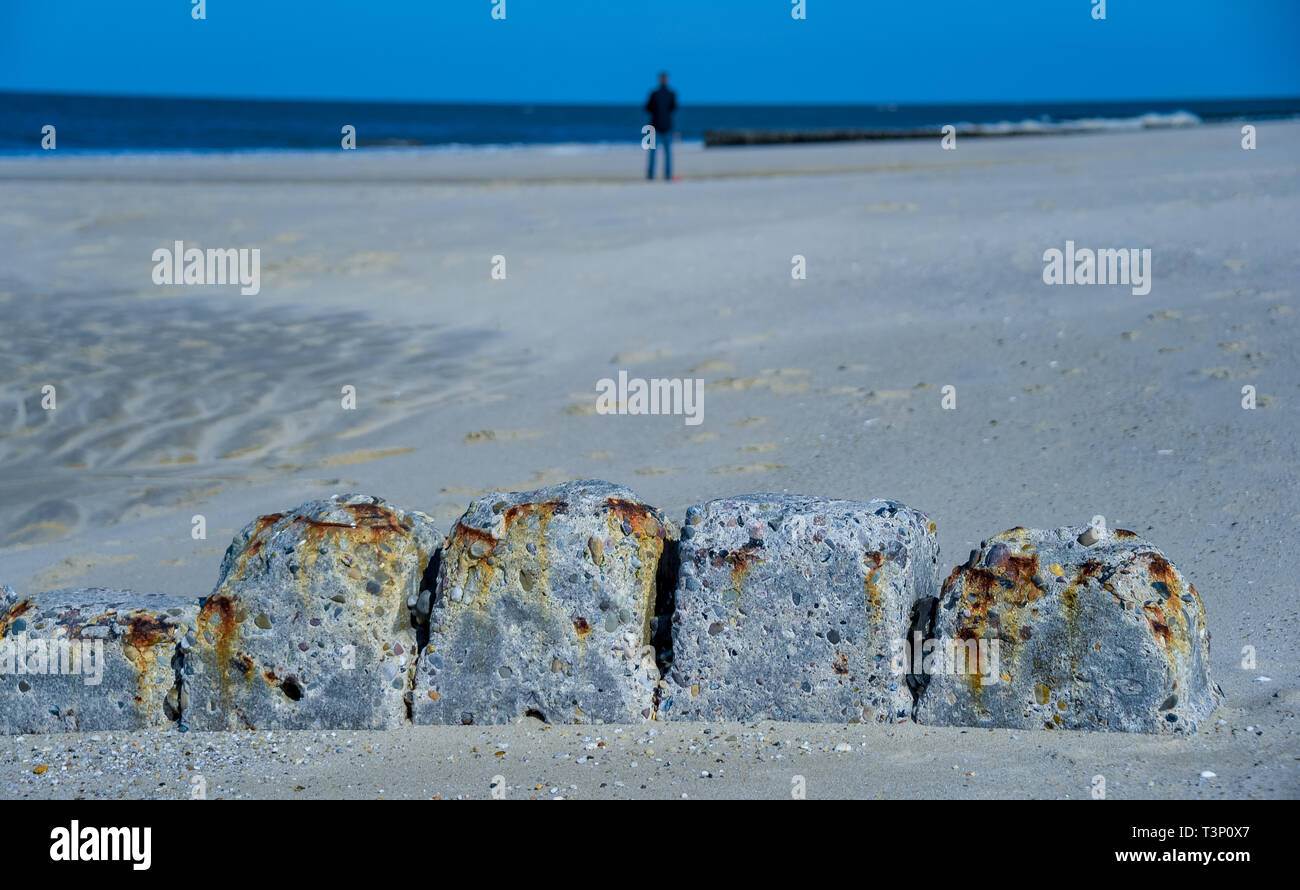 Concrete Groynes Stock Photos & Concrete Groynes Stock Images - Alamy