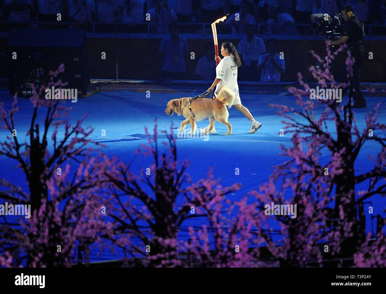 Olympic opening ceremony 1984 hi-res stock photography and images - Alamy