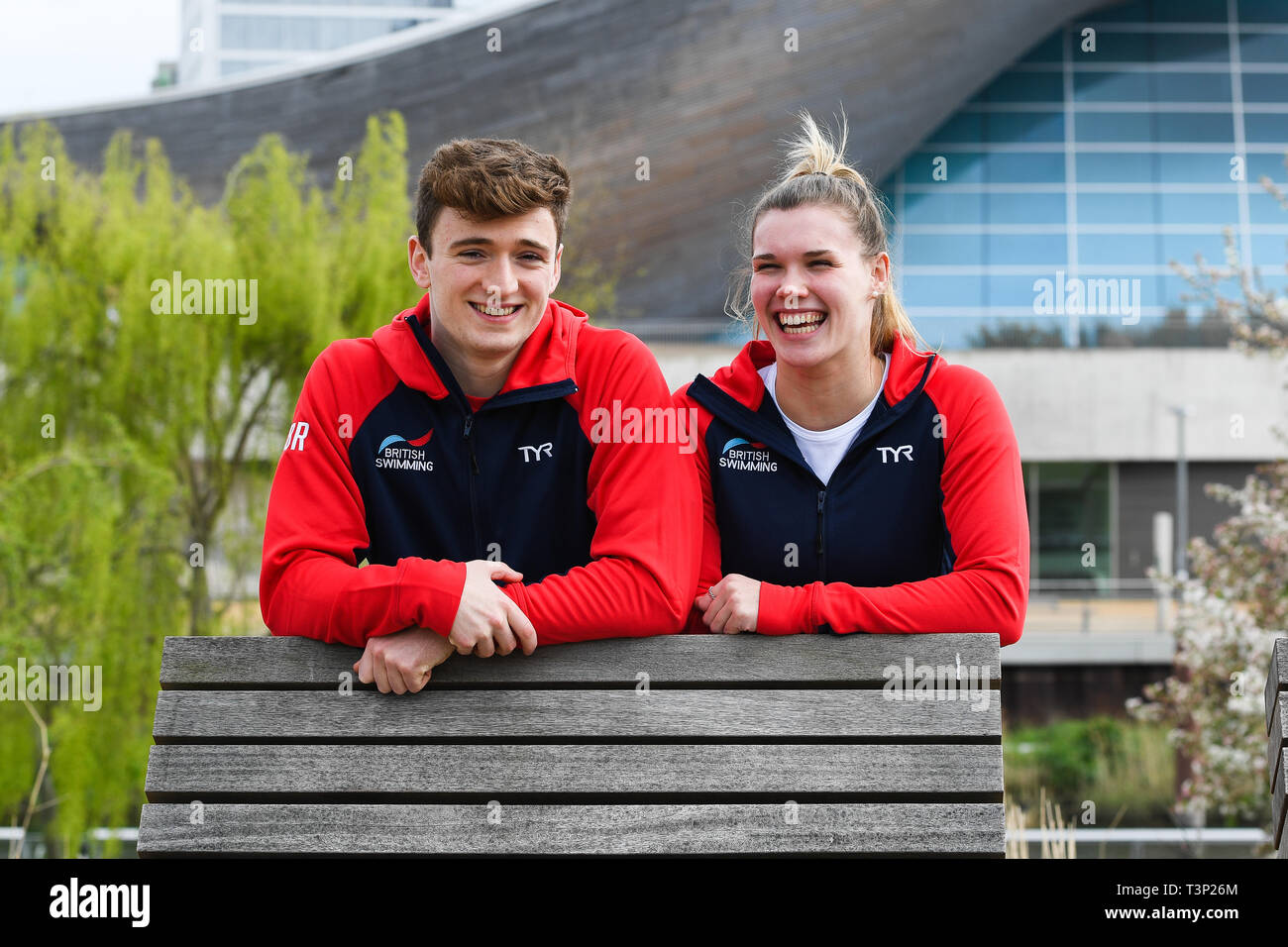 London, UK. 11th Apr, 2019. Grace Reid and Matty Lee of Great Britain ...