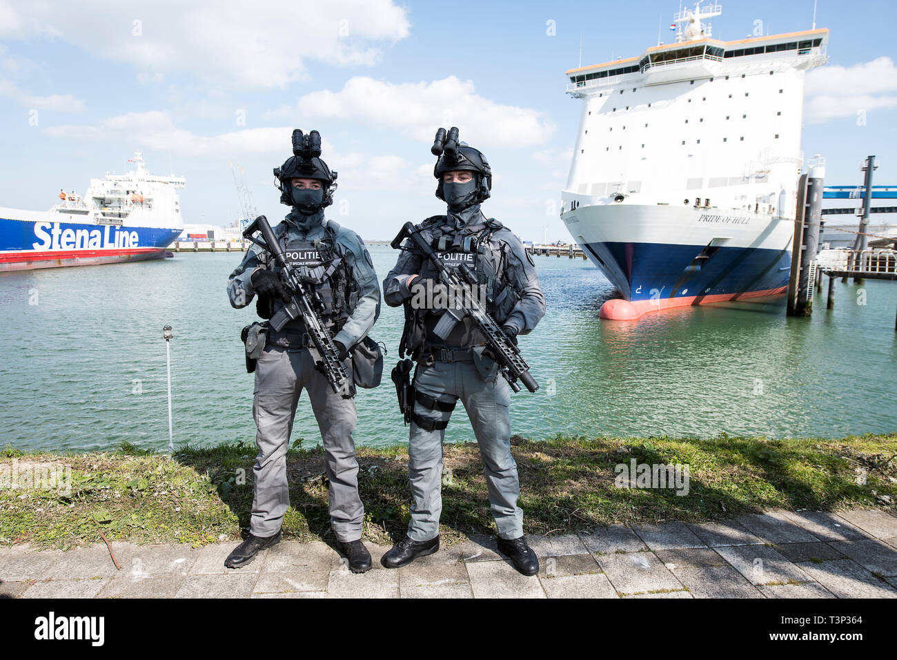 Rotterdam, Netherlands. 11th April, 2019. The port of Rotterdam forms ...
