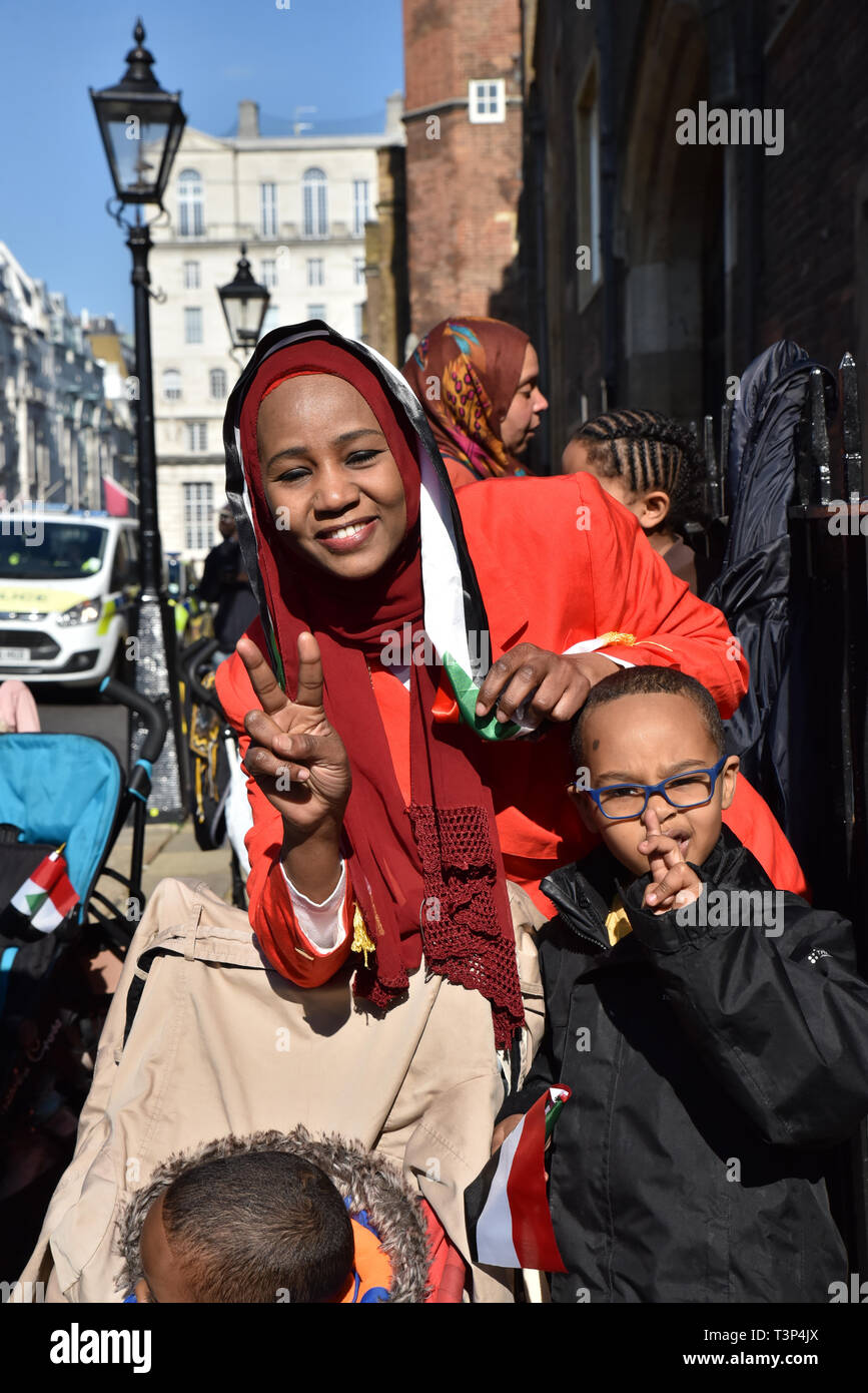 Mayfair, London, UK. 11th Apr, 2019. Sudanese people outside the ...