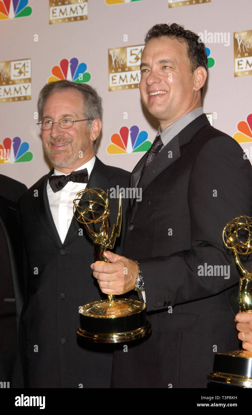 LOS ANGELES, CA. September 22, 2002: STEVEN SPIELBERG & TOM HANKS at ...