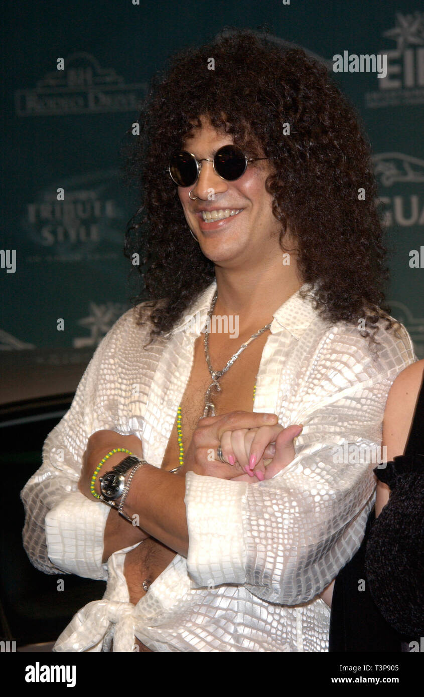 LOS ANGELES, CA. September 23, 2002: Rock star SLASH at the Jaguar ...