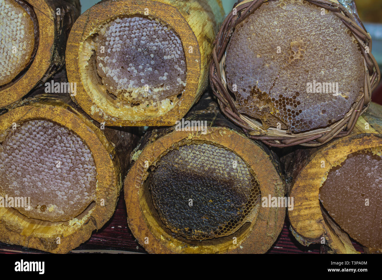 honeycomb from round beehive with sweet honey Stock Photo - Alamy