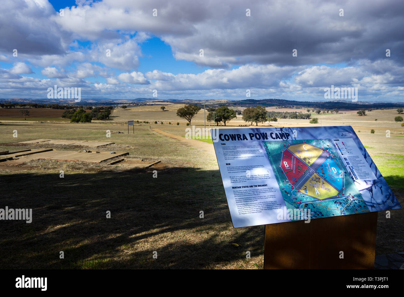 Display and Information signs at Cowra Prisoner of War and Internment ...