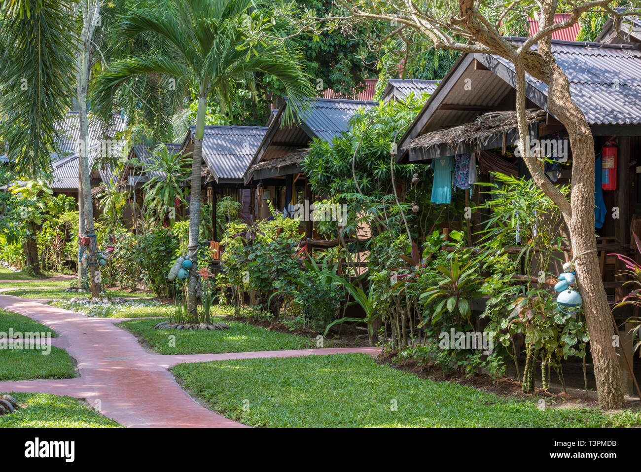 Tropics tropical shacks huts hi-res stock photography and images - Alamy