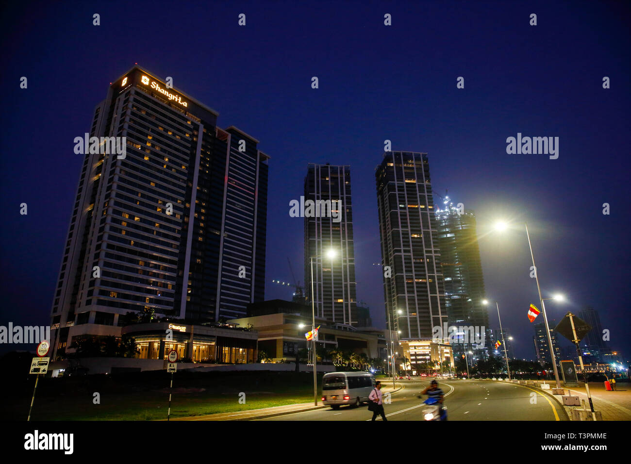 Colombo city centre hi-res stock photography and images - Alamy