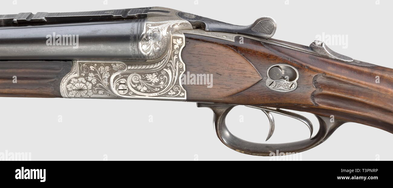 Combination gun hi-res stock photography and images - Alamy