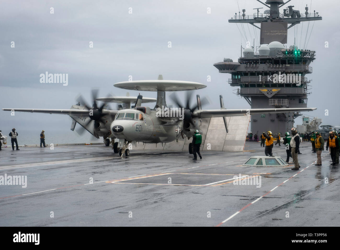 Ike cvn 69 hi-res stock photography and images - Alamy