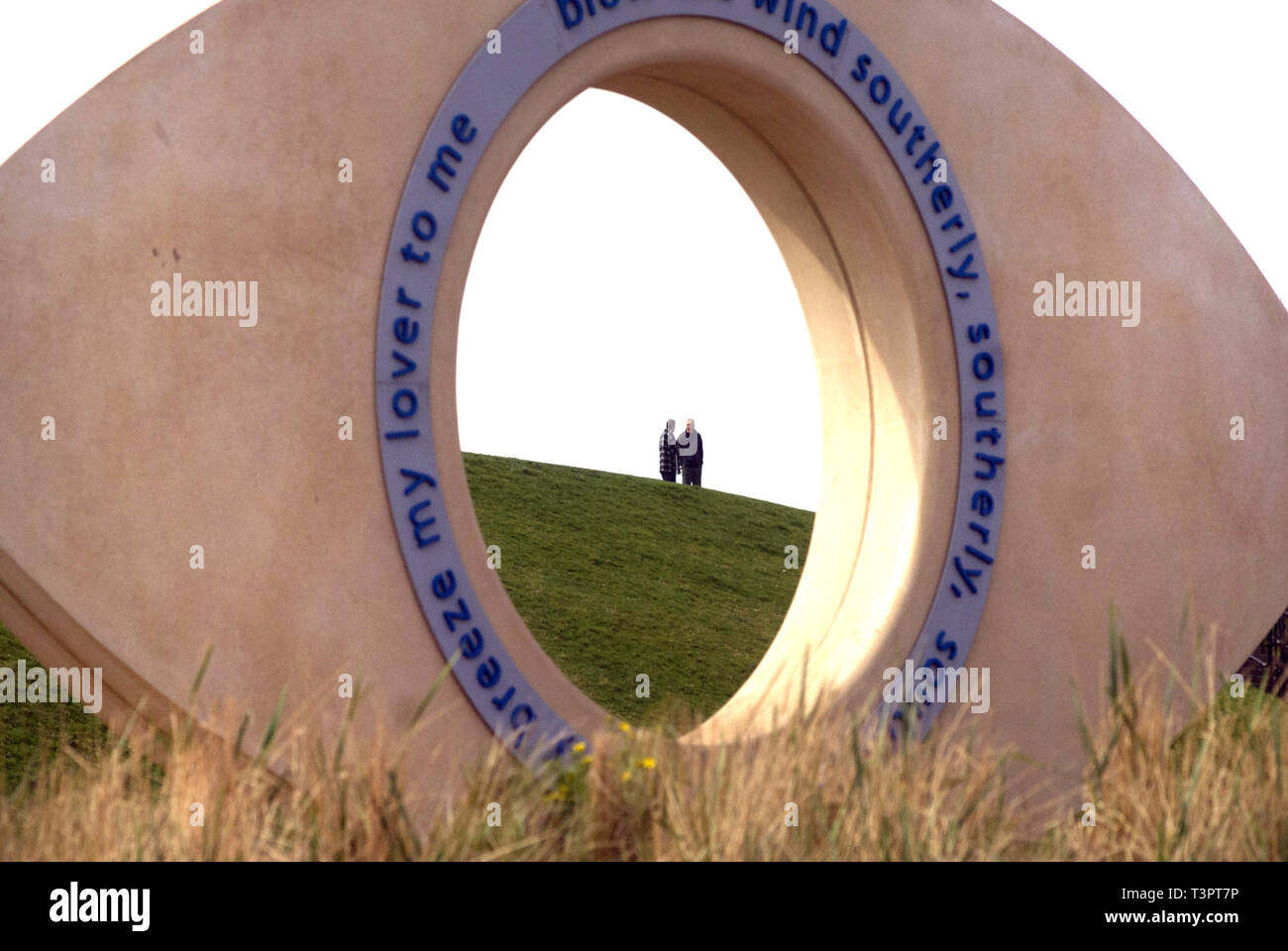 'The Eye' by sculptor Stephen Broadbent, Littlehaven promenade,South ...