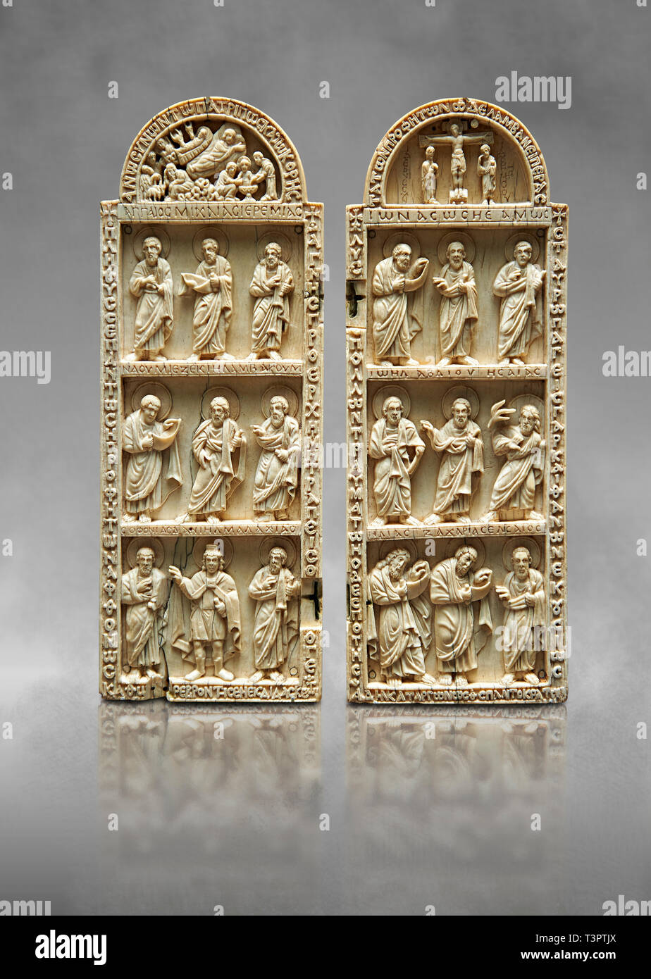 Ivory diptych hi-res stock photography and images - Alamy