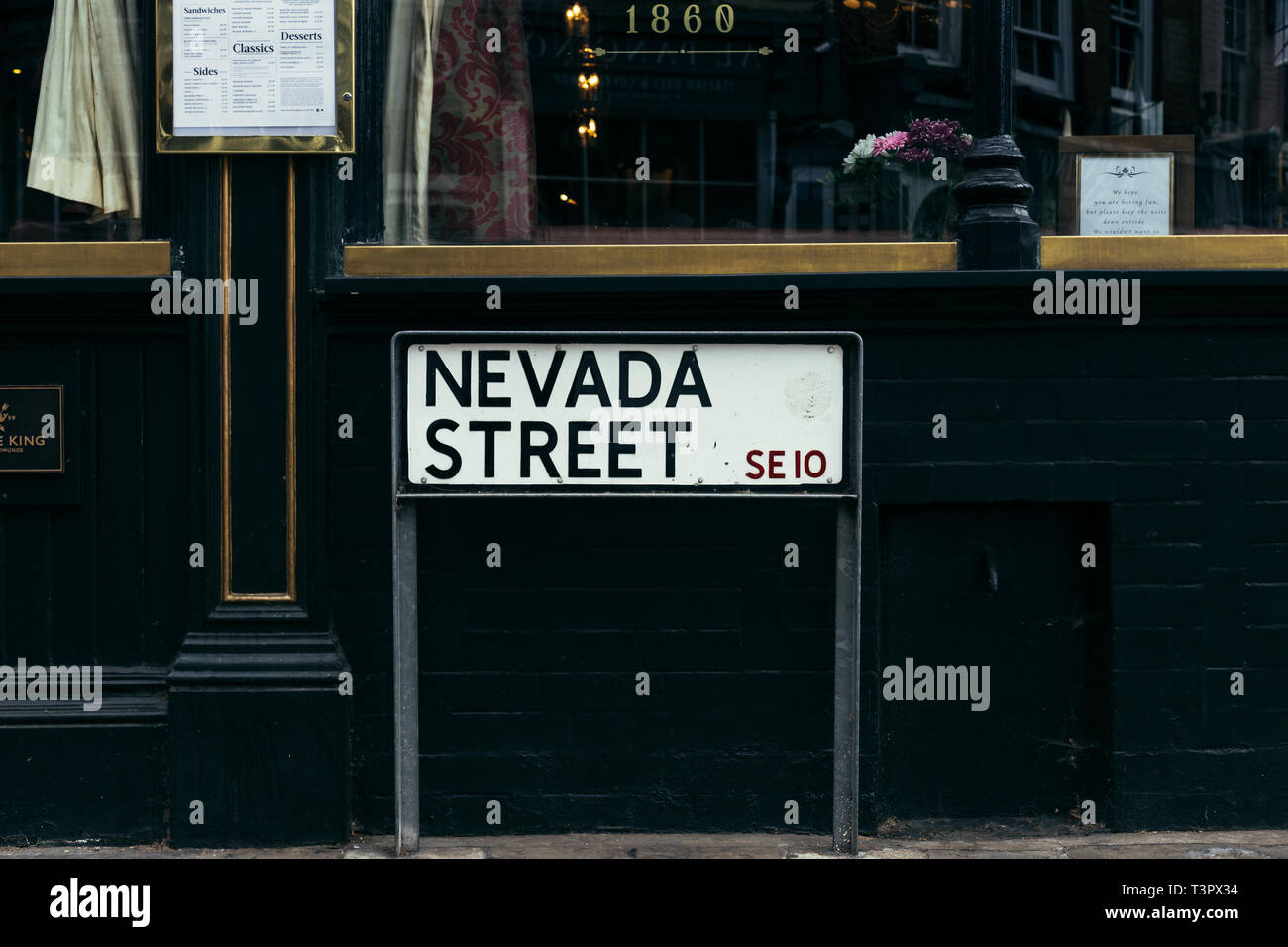23 borough road hi-res stock photography and images - Alamy