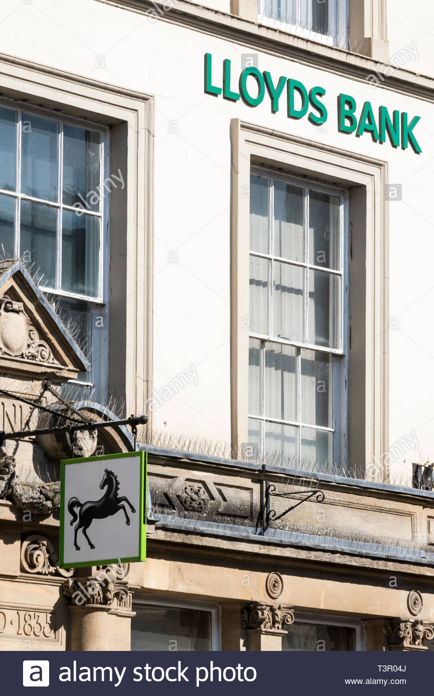 Lloyds Bank Black Horse High Resolution Stock Photography and Images ...