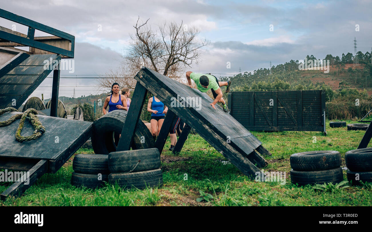Inverted wall hi-res stock photography and images - Alamy