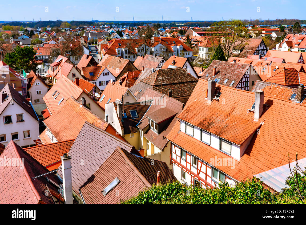 Zwingenberg lies in the Bergstrasse district in southern Hesse, Germany ...