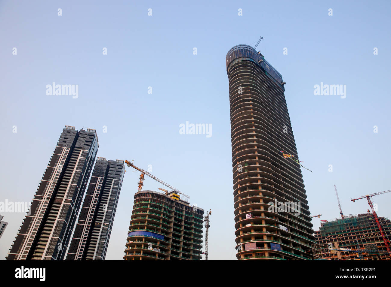 Sri Lankan Construction Industry Stock Photos & Sri Lankan Construction ...