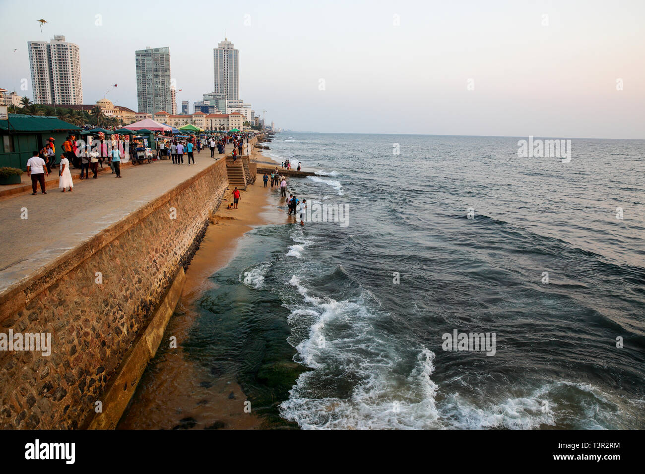 Galle Face Beach at Colombo, Sri Lanka Stock Photo - Alamy