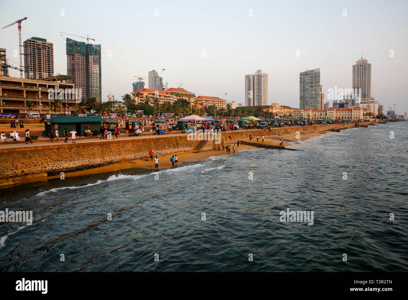 Galle Face Beach at Colombo, Sri Lanka Stock Photo - Alamy