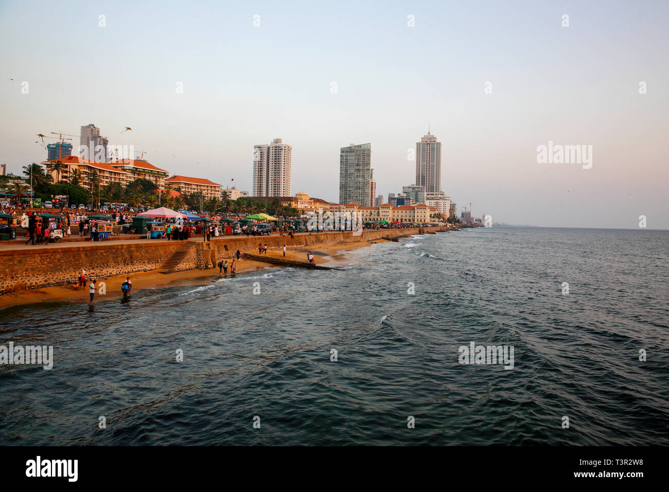 Galle face beach hi-res stock photography and images - Alamy