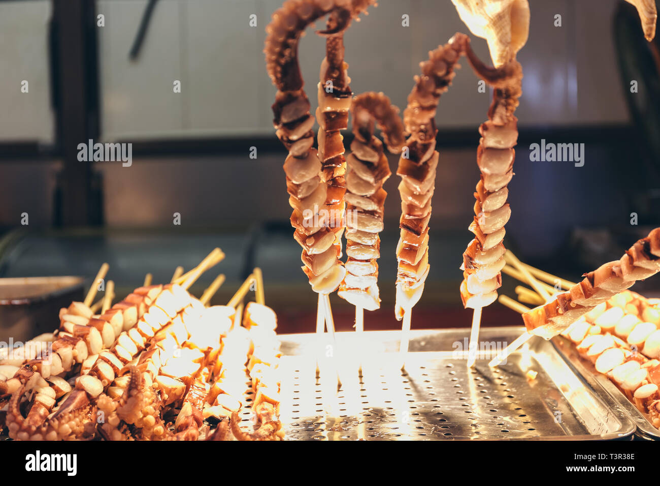 Food vendor one delicious night hi-res stock photography and images - Alamy