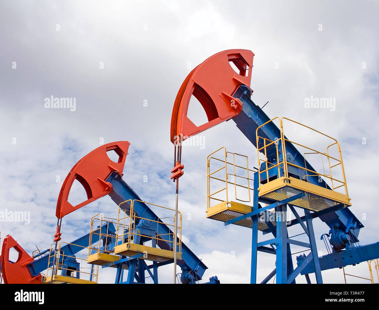 Industry red hi-res stock photography and images - Alamy