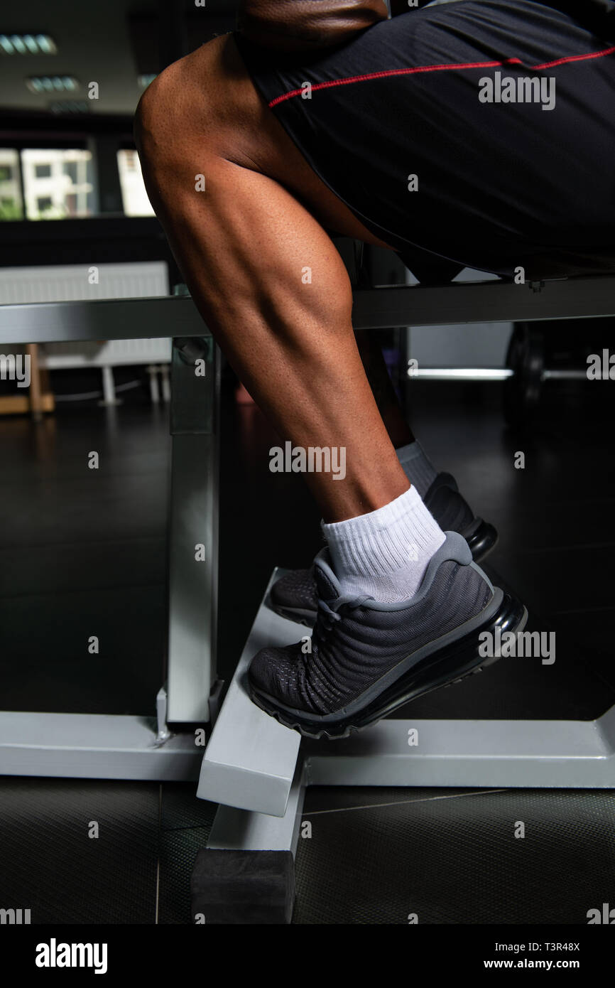 Calf muscle bodybuilder body hi-res stock photography and images - Alamy