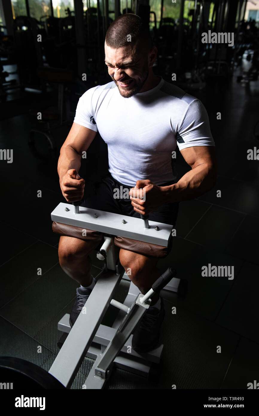 Calf muscle bodybuilder body hi-res stock photography and images - Alamy