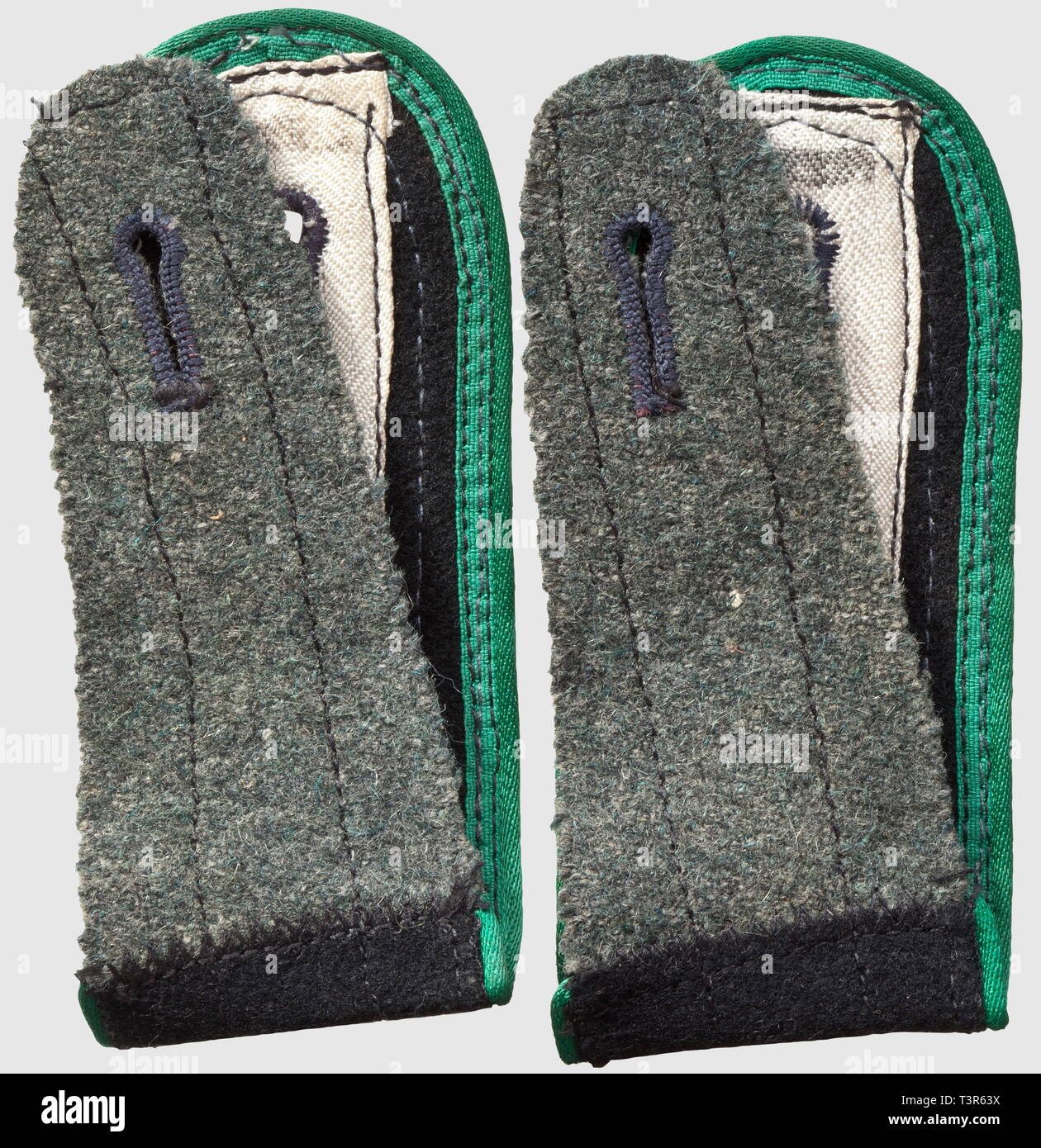 German police uniforms hi-res stock photography and images - Alamy