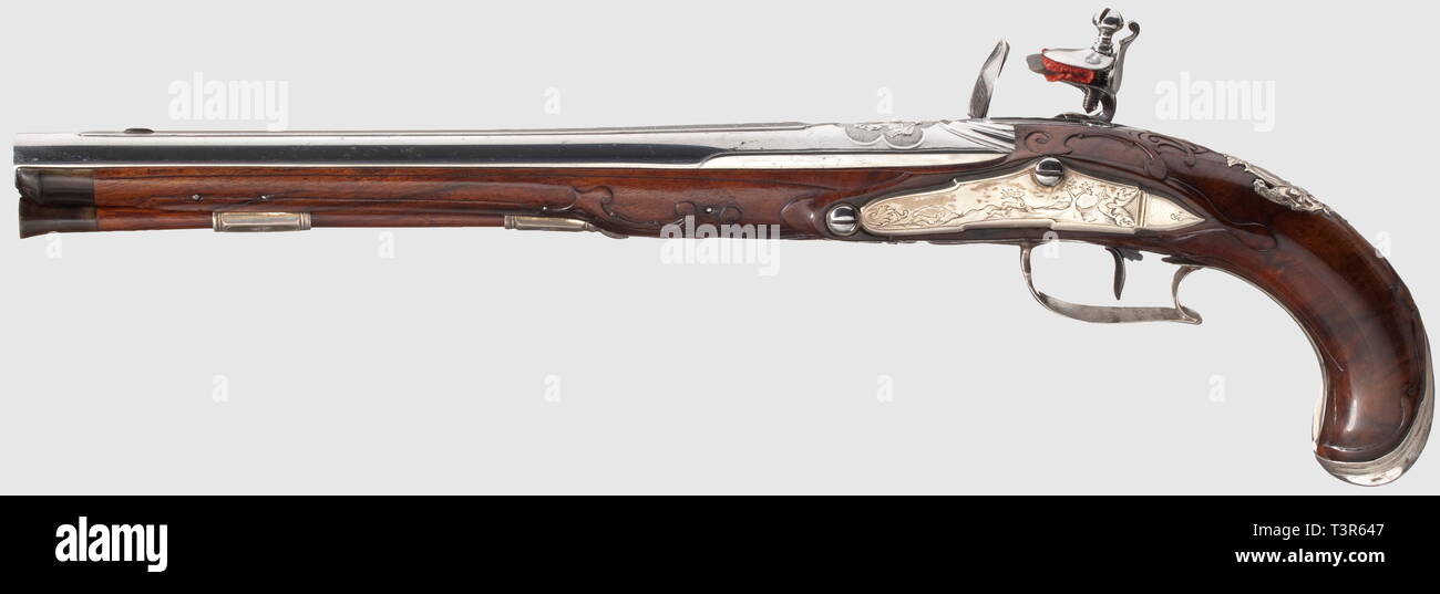 Silver guns hi-res stock photography and images - Alamy