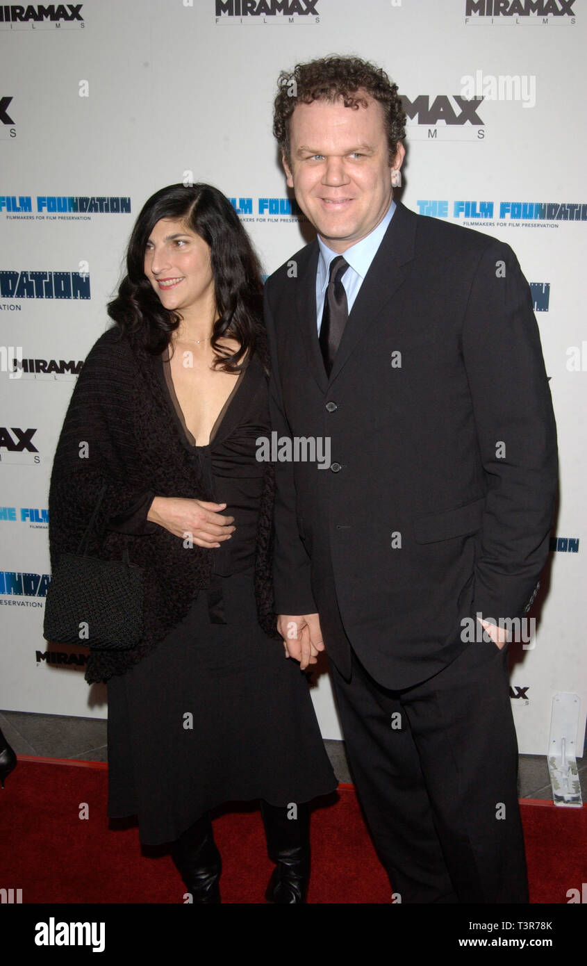 LOS ANGELES, CA. December 17, 2002: Actor JOHN C. REILLY & wife at the ...